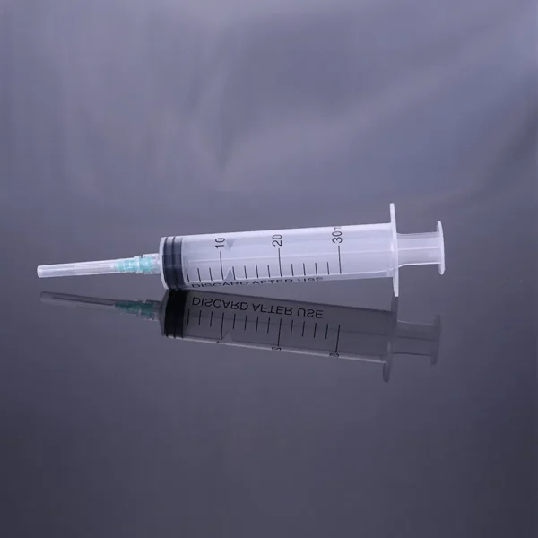 Medical Plastic Syringe with Needle - Irrigation Syringes for Oral, Ear ...